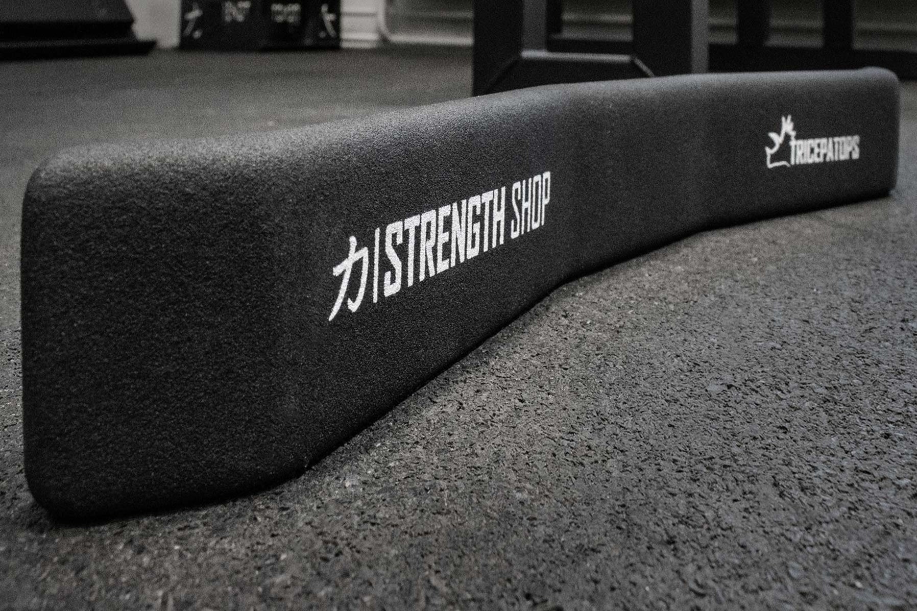 Triceps Grip / Flat Push Down Bar - Tricepatops — Strength Shop